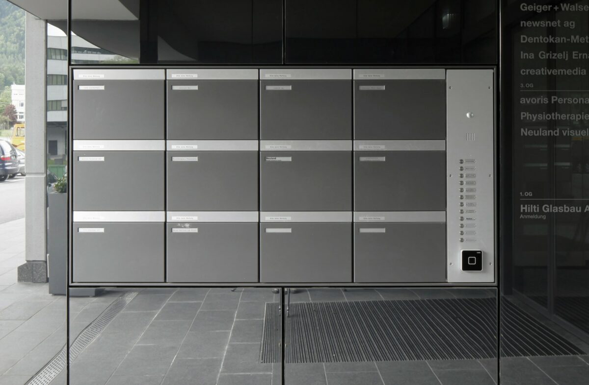 Briefkastenanlagen - Ernst Schweizer AG